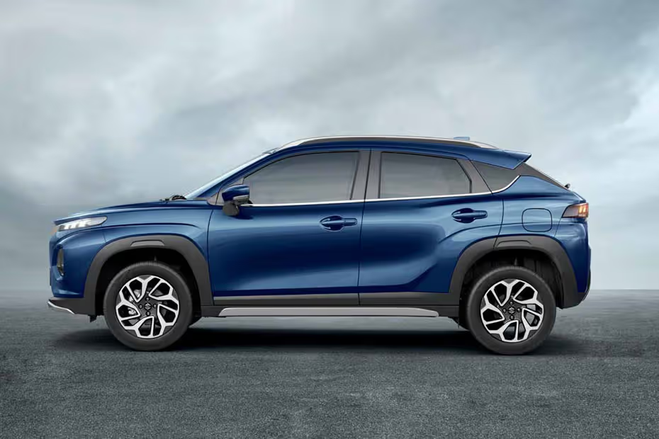 Ecommerce. MARUTI FRONX 1000CC BLUE SUV 2025 PETROL